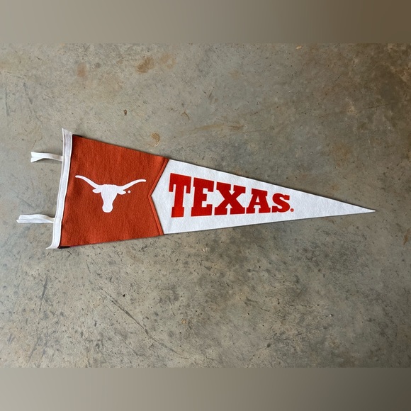 Wall Decor | Texas Pennant Perfect Condition | Poshmark